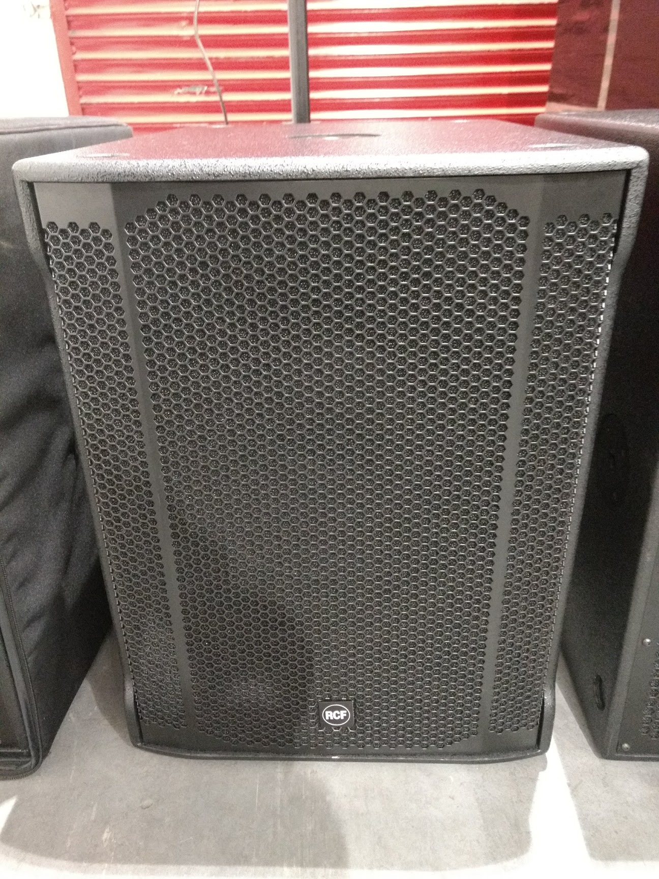 RCF 4PRO 8003 vs SUB 8003 MK2 vs SUB 8004 | Datarhyme